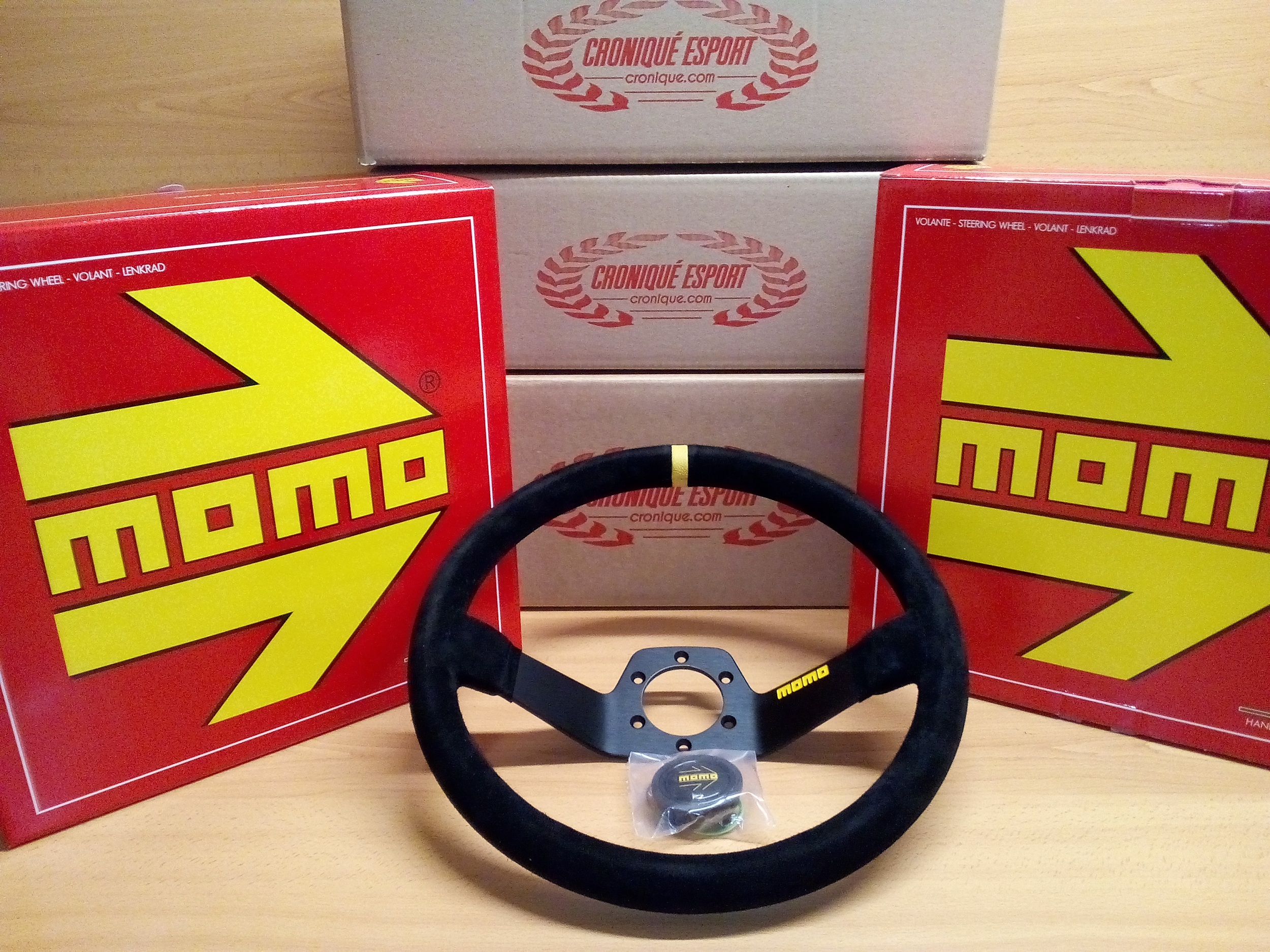 Volante MOMO Rally 2 Mod 02 piel vuelta – Cronique